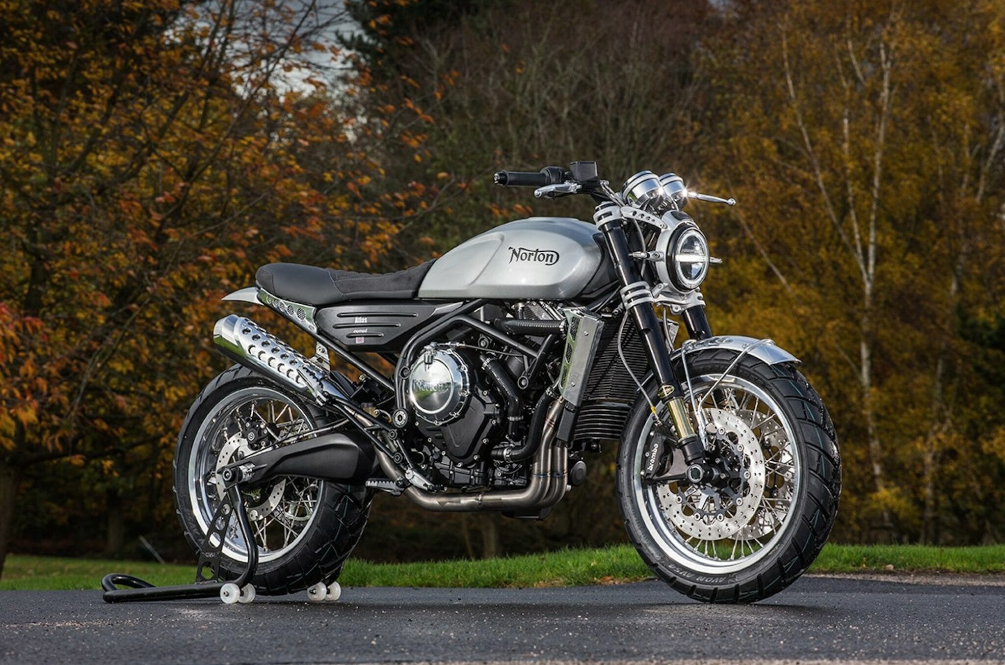 Norton lanceert nieuwe 650cc scrambler: 'Atlas' - MaxxMoto